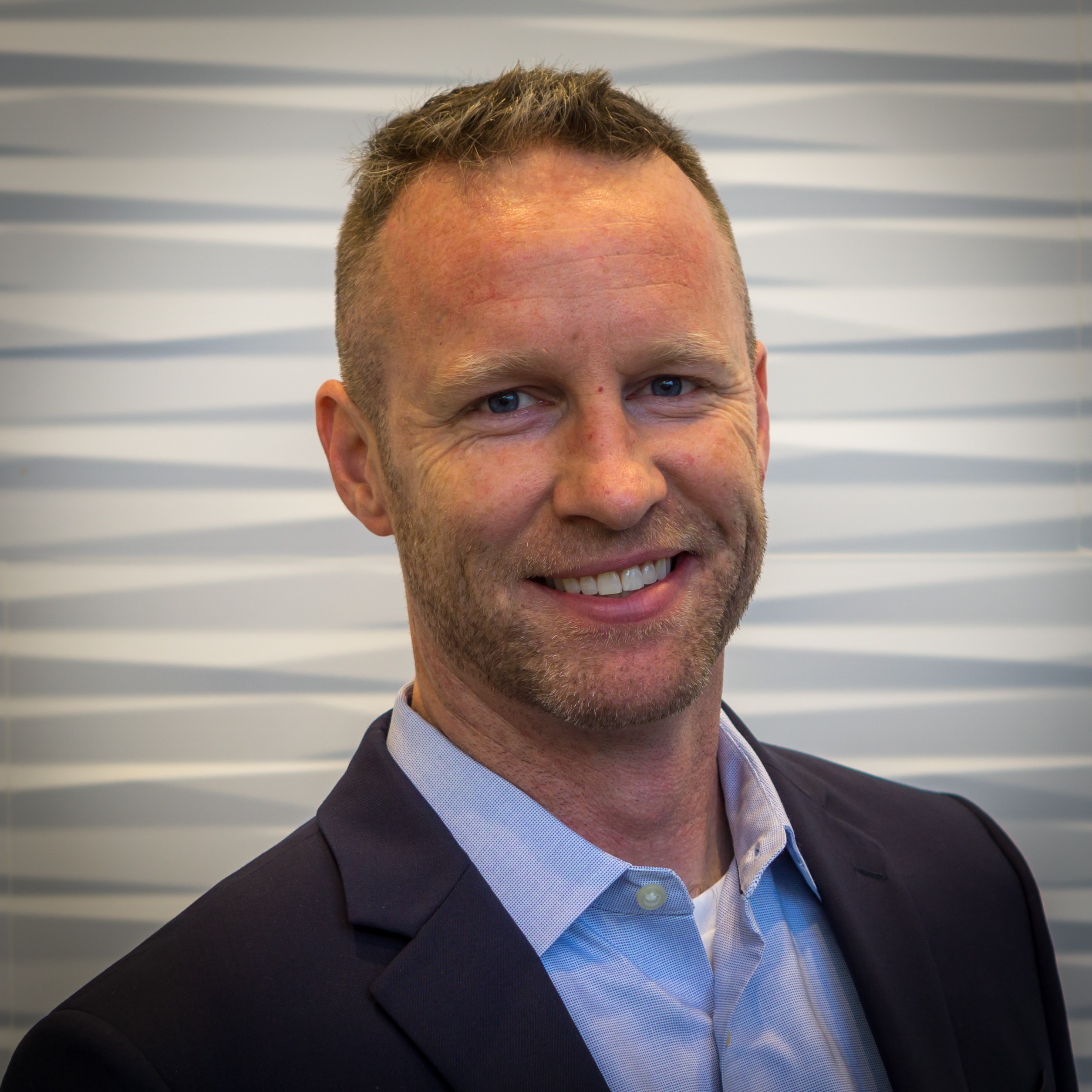 S1 | 74: Closing the Gap Between Brand Promise and Customer Experience with Nick Zeisler - The ...